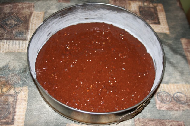 Šokoladinis pyragas su Rududu įdaru - Delfi receptai